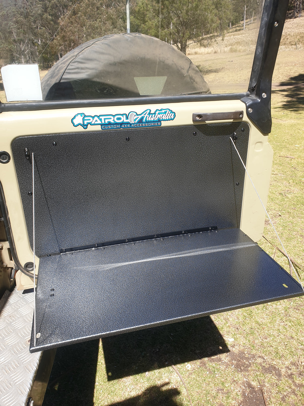 Toyota 75-78 Series Troopy Stainless Steel Deluxe Barn Door Tables ...