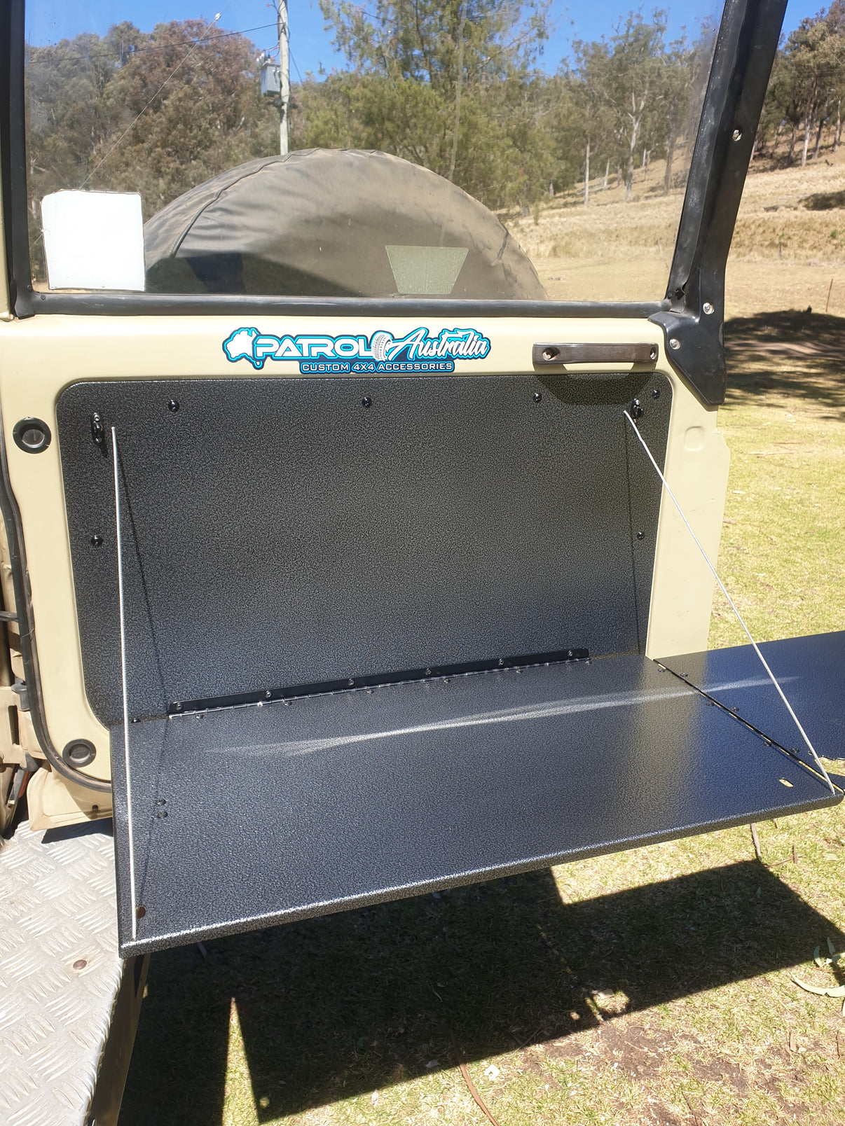 Toyota 75-78 Series Troopy Stainless Steel Deluxe Barn Door Tables ...